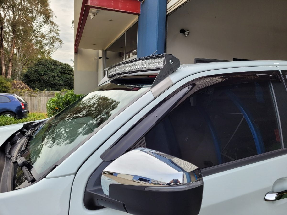 Isuzu DMAX 50” Curved Windscreen Mounting Brackets