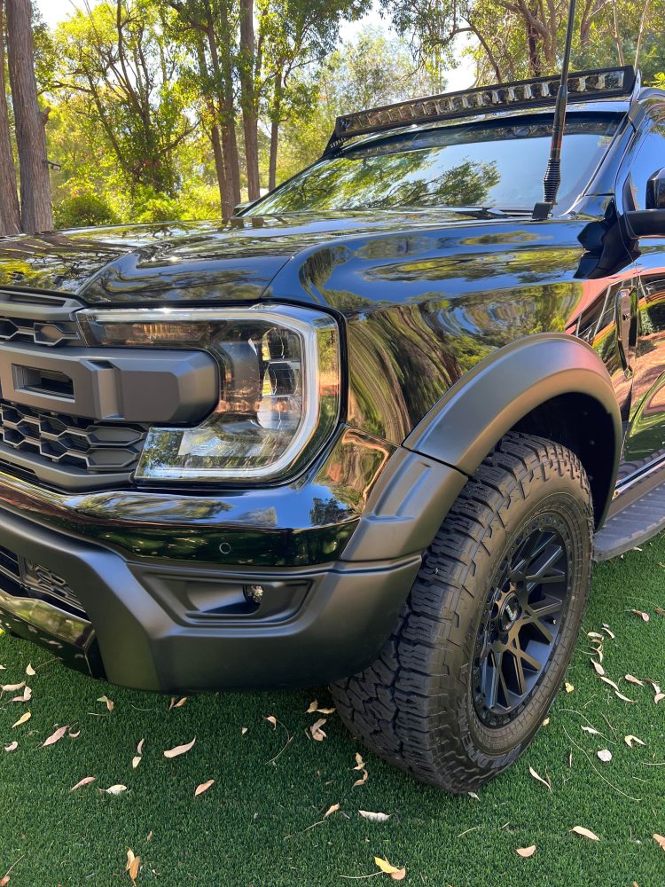 Ford Next-Gen Ranger/Everest- 50" Curved screen Mounts
